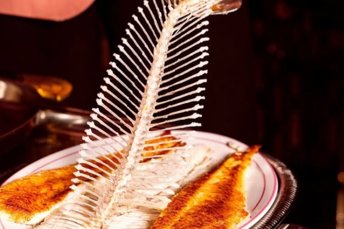 Carbone Riviera Brings Seafood, Style, and a Yacht to Bellagio’s ...