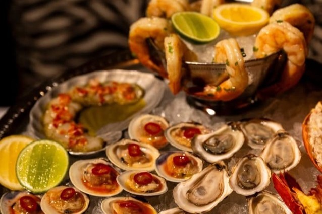 Carbone Riviera Brings Seafood, Style, and a Yacht to Bellagio’s ...